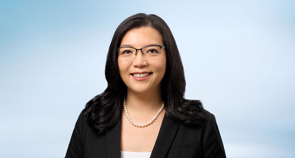 Biography | Michelle Yeung
