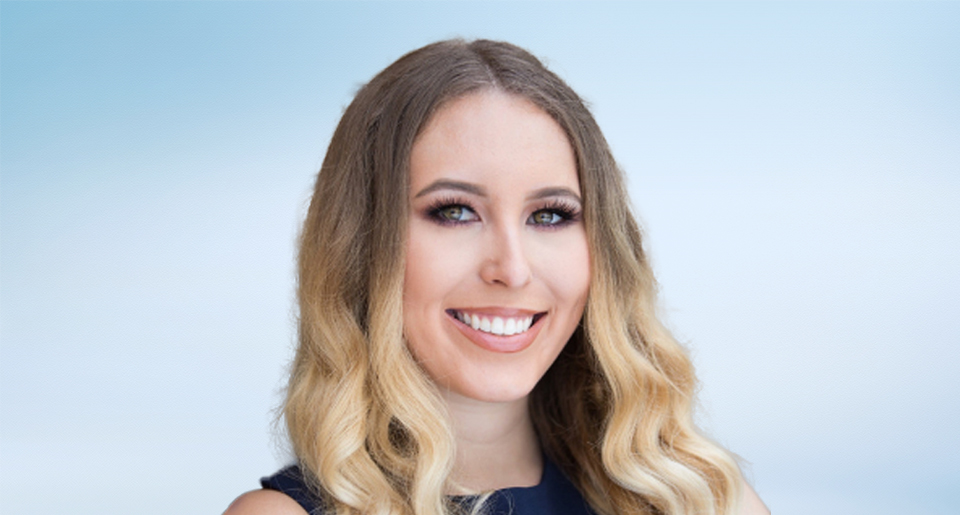 Biography | Shelbie Cook