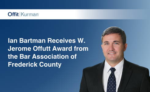 Ian Bartman Receives W. Jerome Offutt Award for Legal Professionalism
